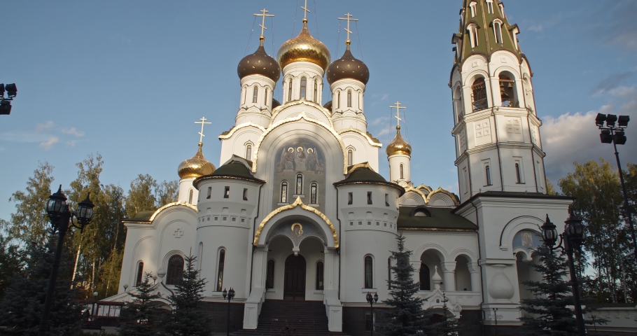Golden Spires of the Russian Orthodox Church image - Free stock photo ...