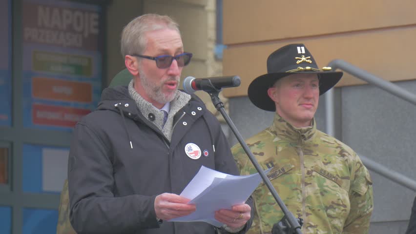1990s: A Man Discusses A Police Officer\x90s Appropriate Use Of Force ...