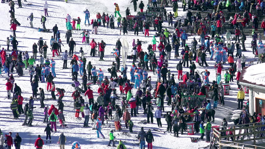 Stock video of crowd of people skiers in bansko | 20529949 | Shutterstock