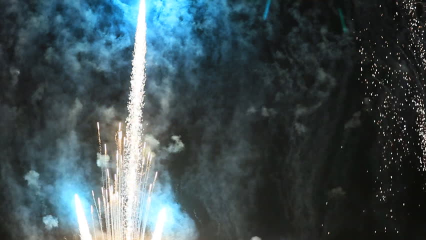 1950s - Soldiers Observe A Spectacular 1951 Atomic Bomb Test At The ...