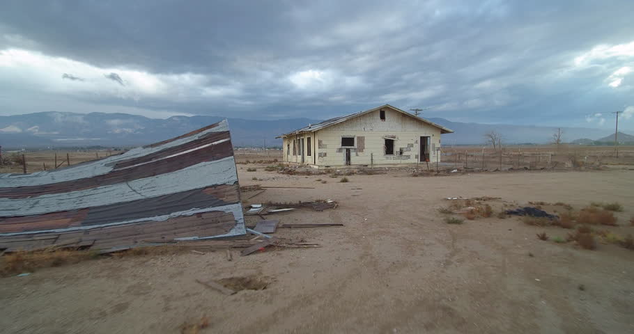 Deserted Homes In The Desert. Abandoned Homesteads. Remnants Of The ...