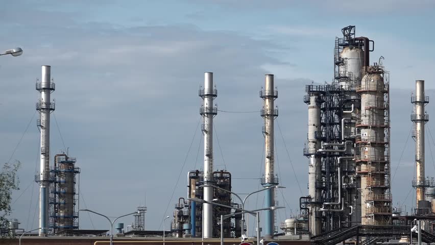 Refinery Plant In Moscow Russia. Oil Refinery In Moscow. Factory ...