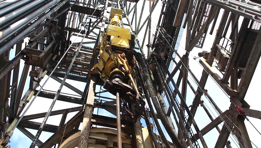 Oil Drilling Derrick With Top Drive System, Drill Pipe, Kelly Hose For ...