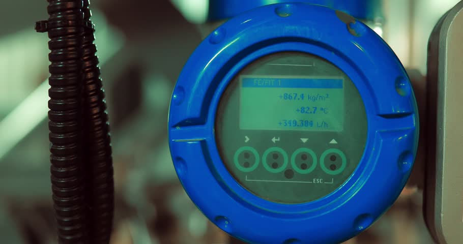 Industrial Measuring Device Electronic Measuring stock-videoer (100 % ...