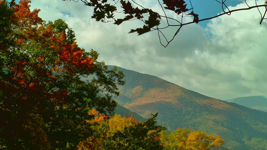 A Beautiful Autumn Scene In The Mountains Of Tennessee Stock Footage ...