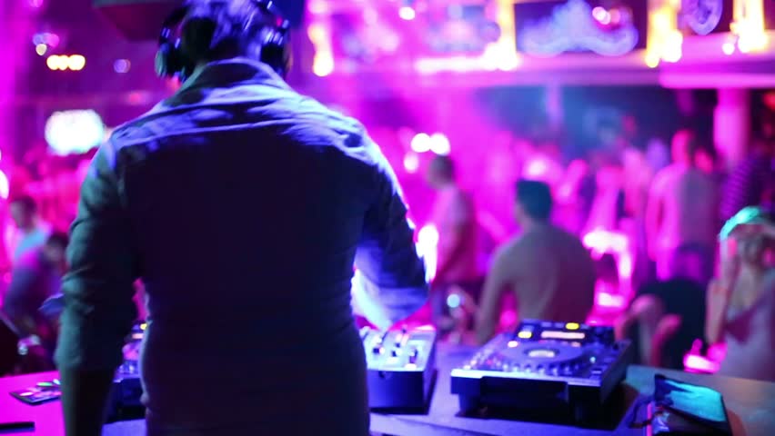 Rear View of Dj Which Video de stock (totalmente libre de regalías ...