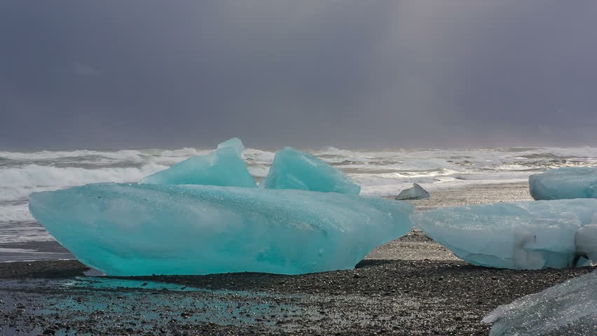 Iceland Is Located At The Juncture Of The North Atlantic And Arctic ...