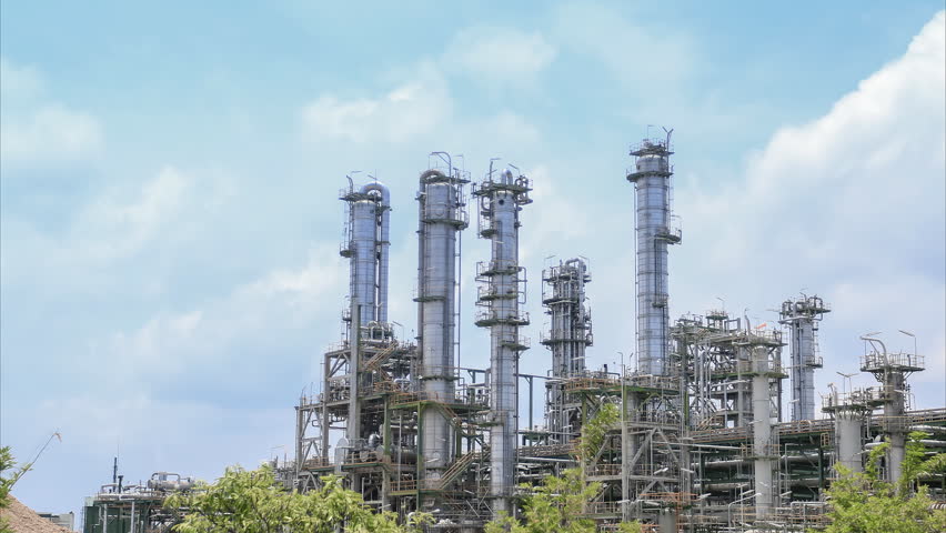 Video Panning Of Refinery Tower In Process Area Of Oil Refinery ...